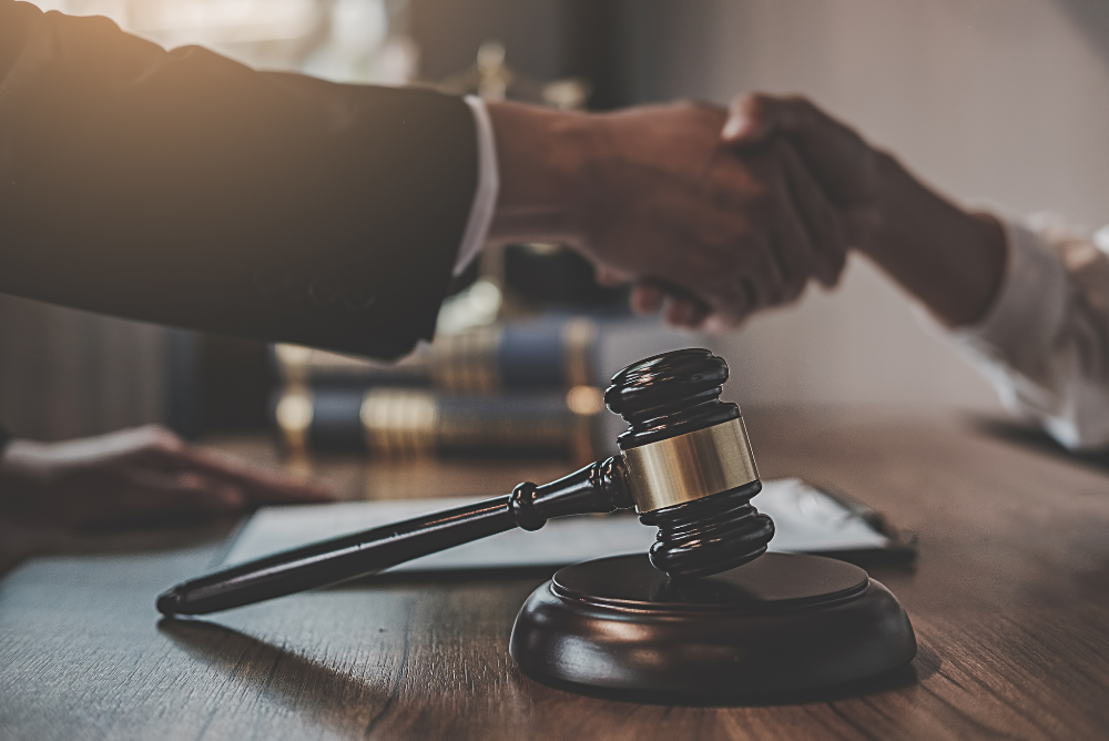 Commercial Litigation Attorneys | McIntyre Law Firm